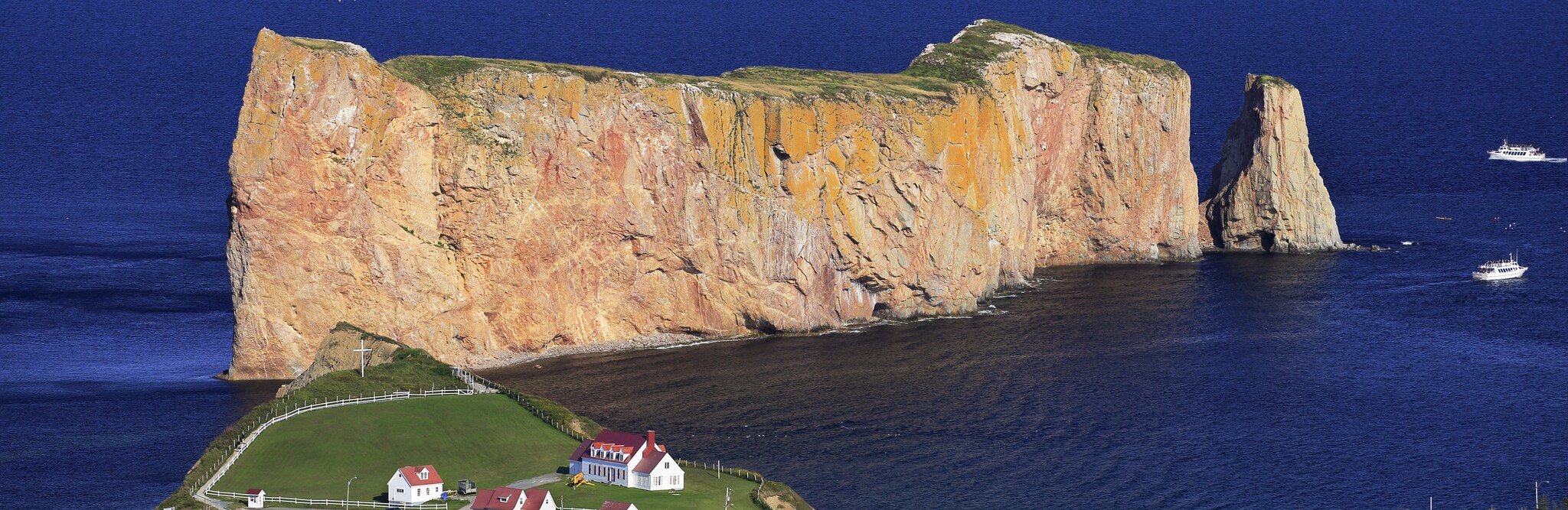 Percé On Your Own