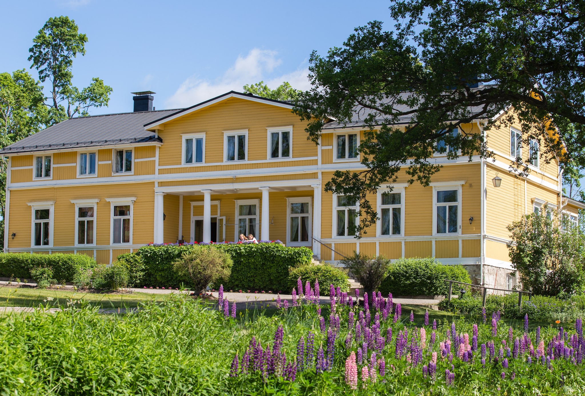 Finnish Manors and Their Owners