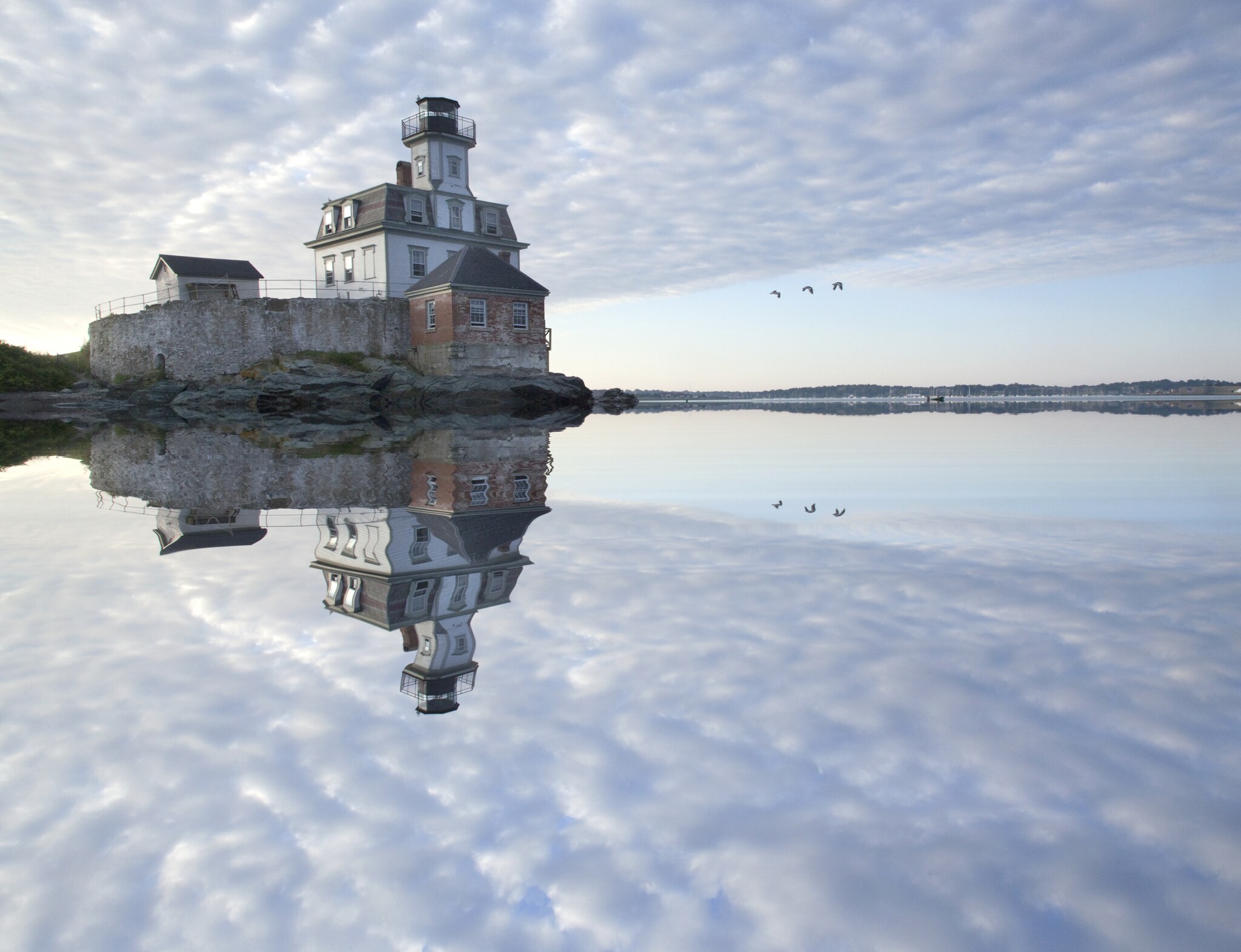 Rose Island Lighthouse and Harbour Cruise