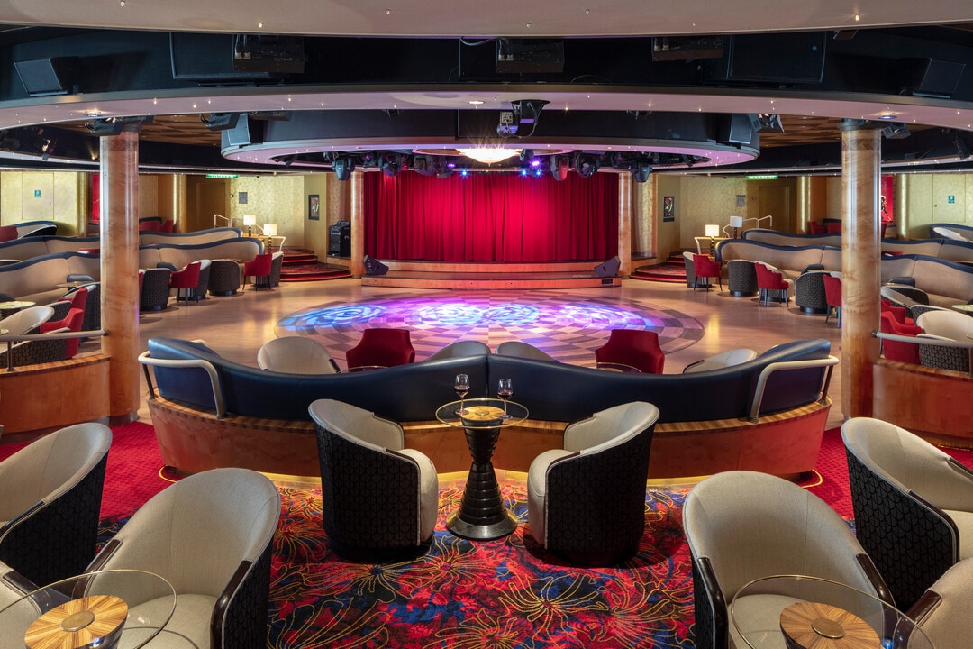 Masquerade | On-Board Bar | P&O Cruises