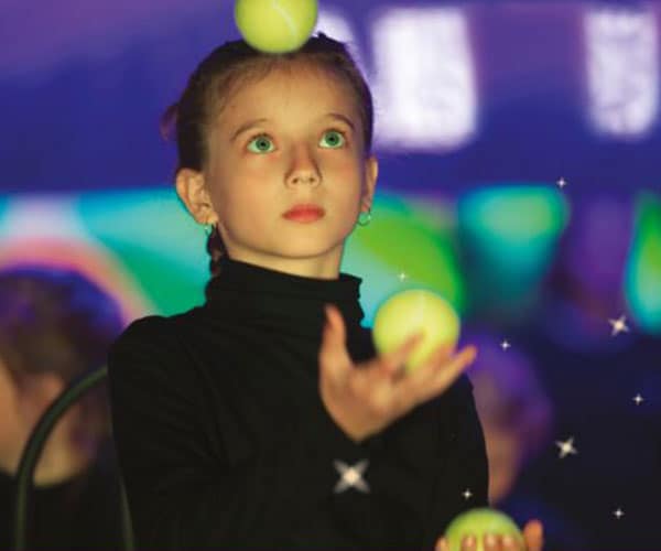 Juggling classes | Learn something new | P&O Cruises